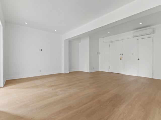 350 E 30TH Street 1D