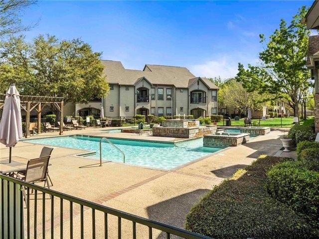 350 Emerald Forest Blvd Apt 27105, Covington, LA 70433