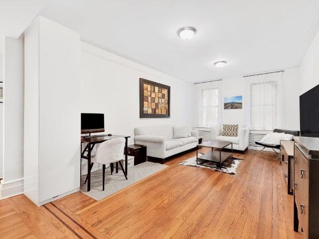 350 East 77th Street, New York, NY