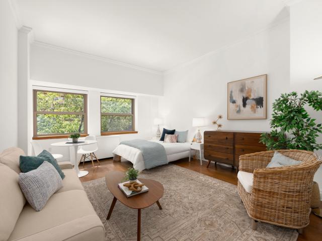 350 East 82nd Street, New York, NY