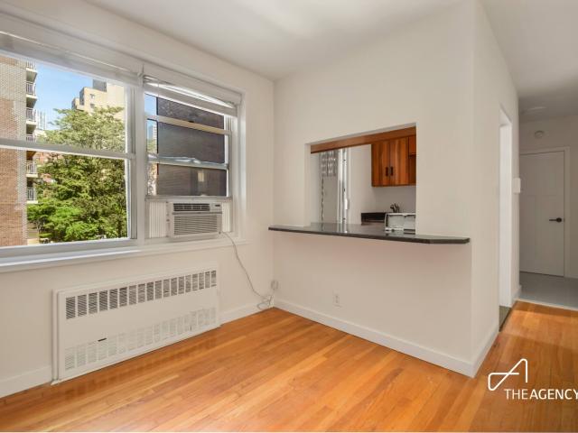 350 East 30th Street, New York, NY
