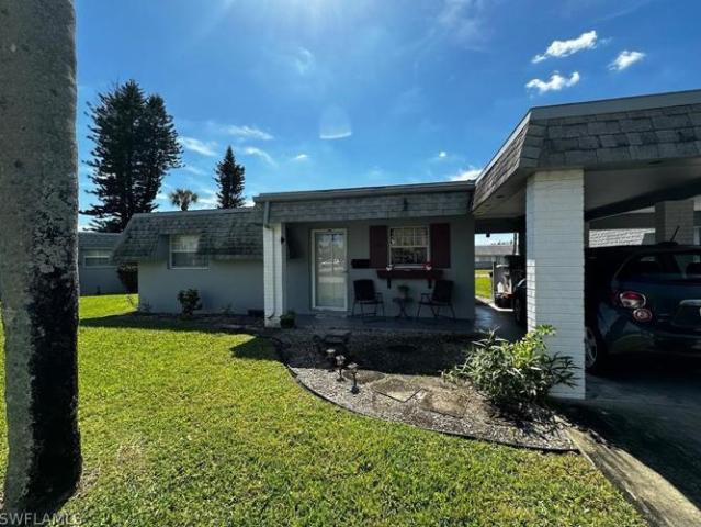 350 Easton Ct, Lehigh Acres, FL 33936