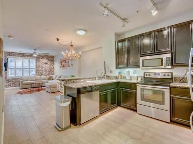 350 K St Unit 211, San Diego, CA 92101
