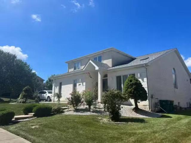 350 Kromray Rd, Lemont, IL 60439 MLS 12199757