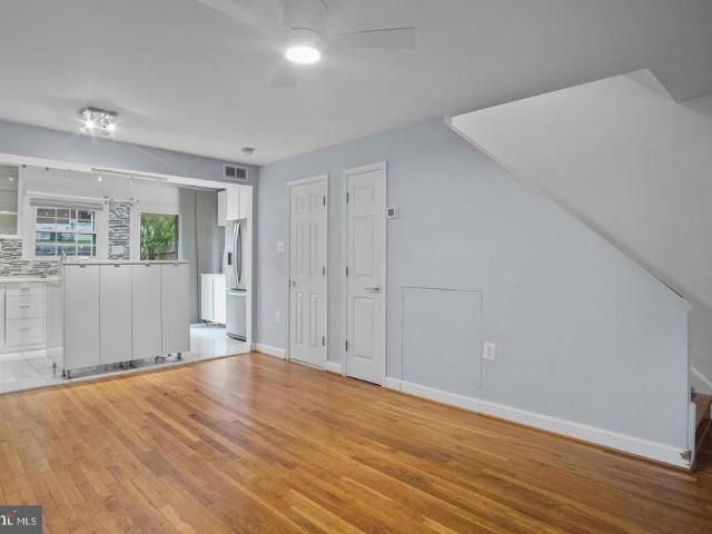 350 James Street # 378