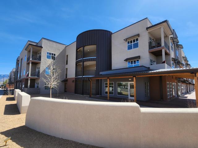 350 Osuna Road NW
