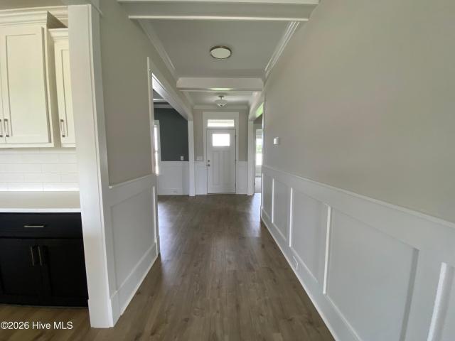 350 Leslie Road