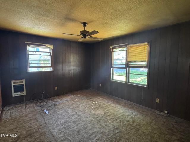 350 Mountain View Drive