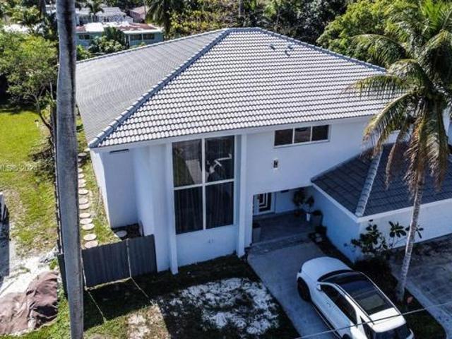 350 NE 116th St, Miami, FL 33161