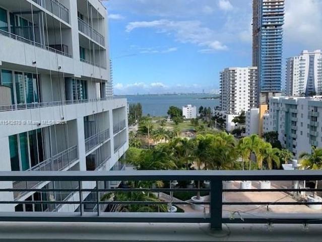 350 NE 24th St #902, Miami, FL 33137