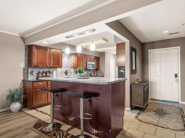 350 S Wildwood Drive # 6