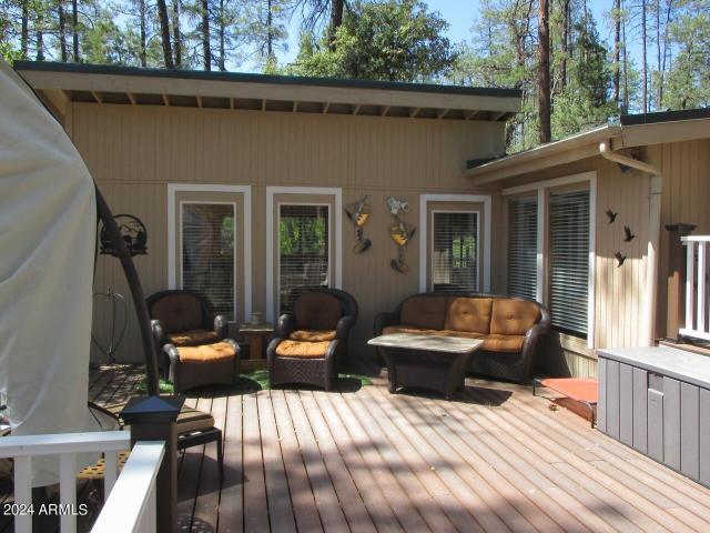 350 S Canyon Drive