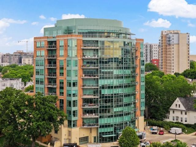 350 S Hamilton St Unit 402, Madison, WI 53703