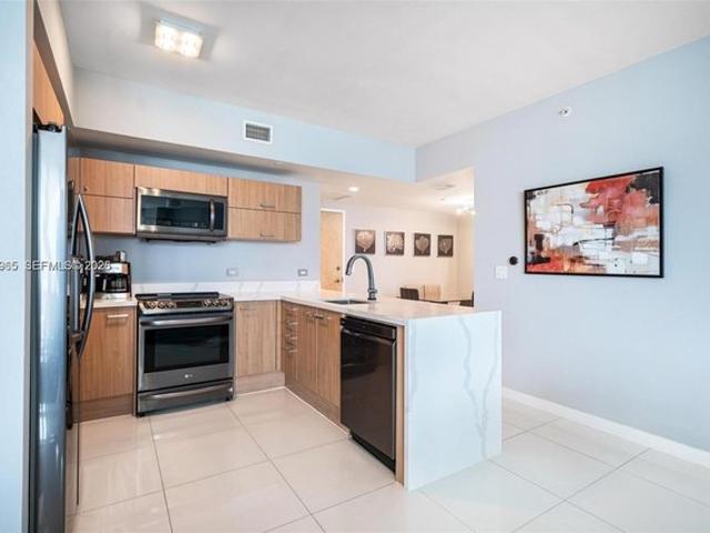 350 S Miami Ave Apt 2505, Miami, FL 33130