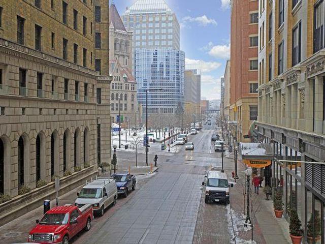 350 Saint Peter Street # 606
