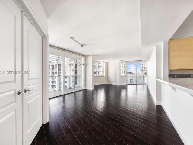 350 SE 2nd St, Unit 870, Fort Lauderdale, FL 33301 | MLS #A11944