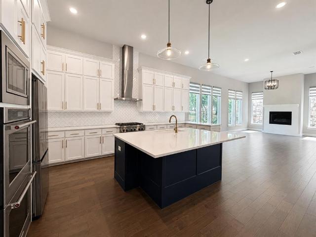 350 Pearland Drive