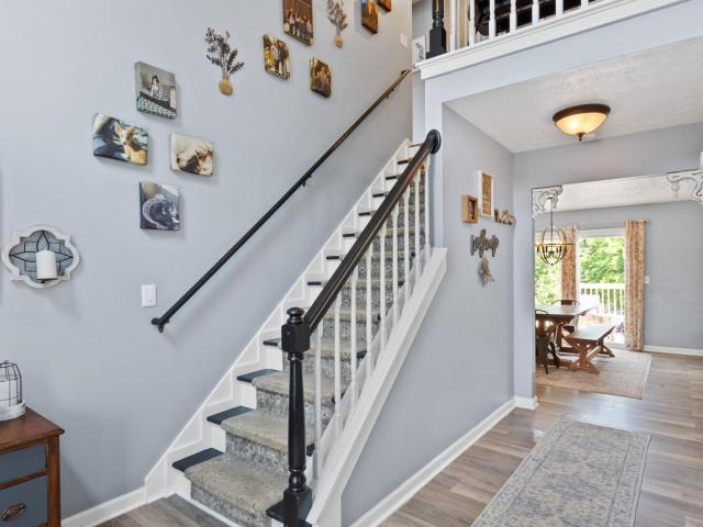 350 Pin Oak Drive