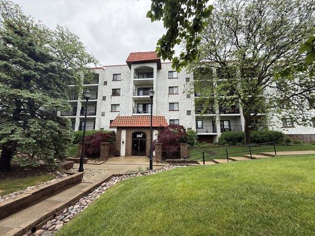 350 Plum Creek Dr Apt 308, Wheeling, IL 60090