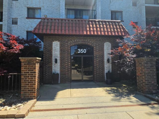 350 Plum Creek Drive # 406