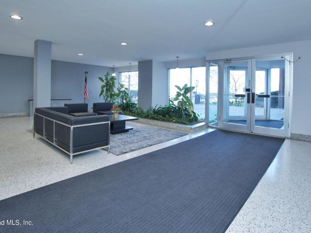 350 Richmond Terrace # 7j