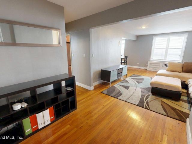 350 Richmond Terrace, Unit 7M | Compass
