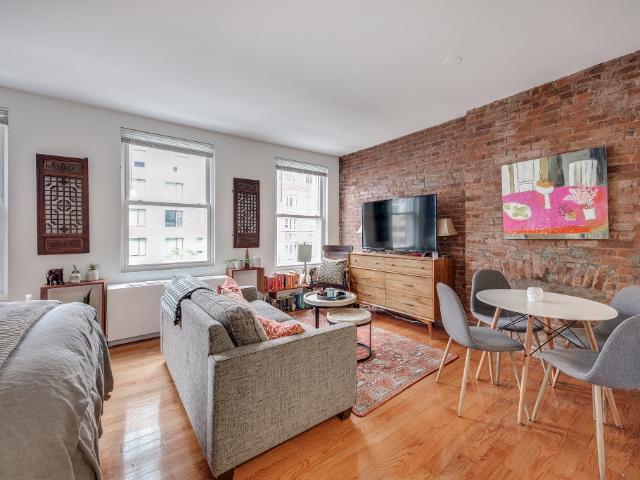 350 W 14th Street 4G