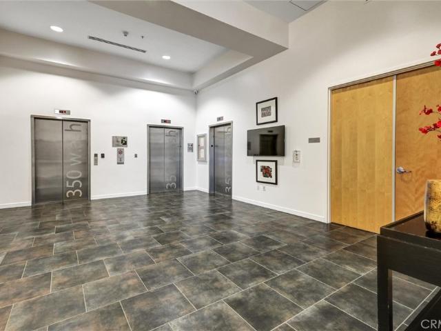 350 W Ash St, Unit 103, San Diego, CA 92101 | Compass