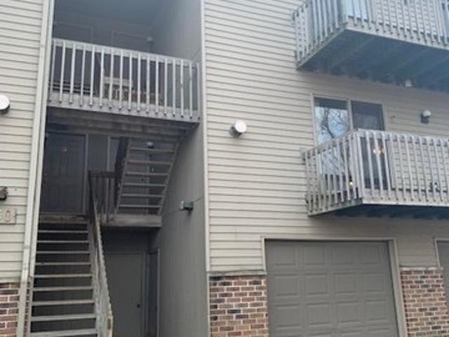350 Woodridge Cir Unit G, South Elgin, IL 60177