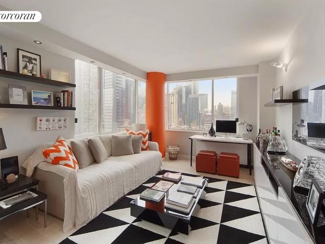 350 West 50th Street, New York, NY