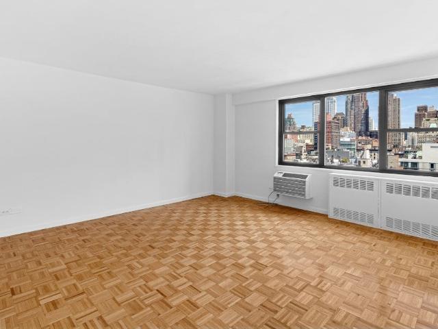 350 West 51st Street, New York, NY