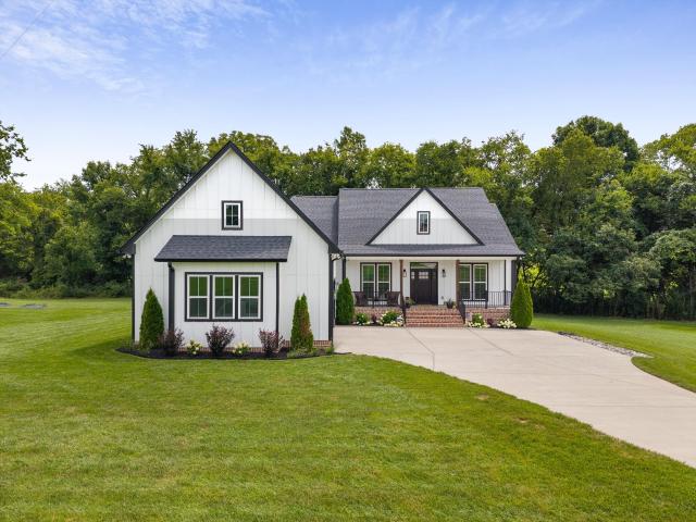 350 Thoroughbred Lane