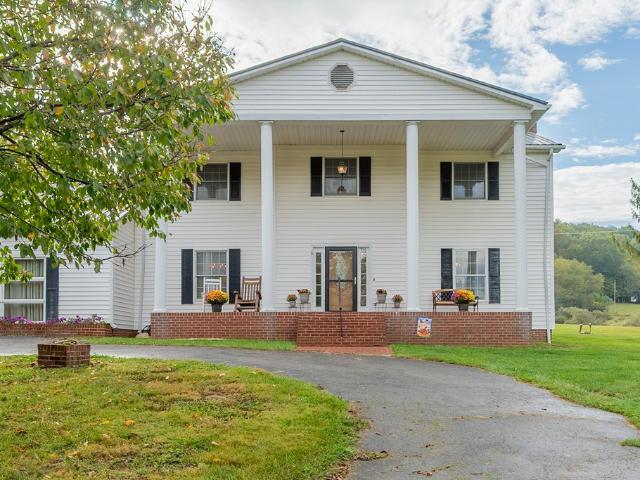 350 Valley View Ln
