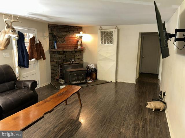 35142 Leesburg Pike, Round Hill, VA 20141 | MLS #VALO2121