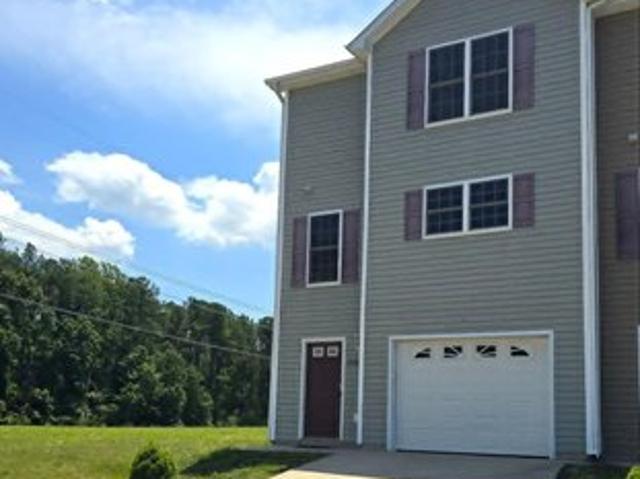 35142 Saba Pl, Locust Grove, VA 22508