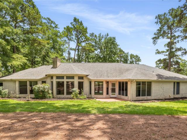 3514 Cypress Point Circle