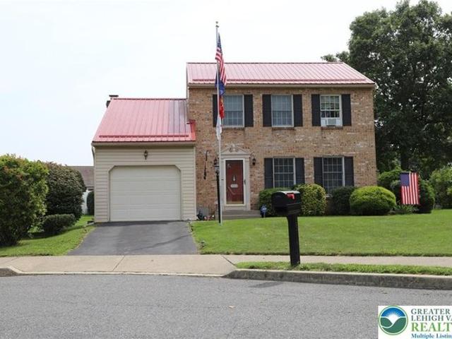3514 White Oak Cir, Bethlehem, PA 18017