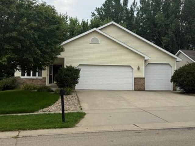 3514 42nd St NW, Rochester, MN 55901