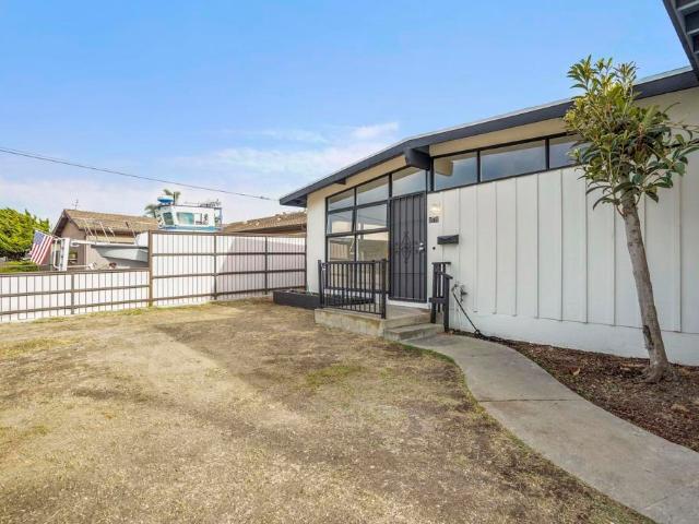 3515 Moccasin Ave