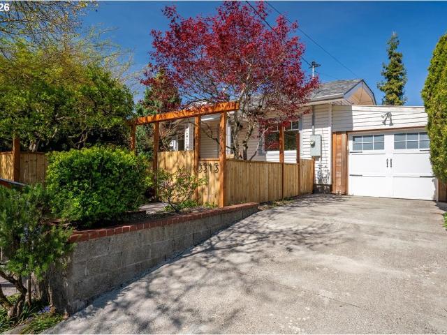 3515 N Baldwin St, Portland, OR 97217 | Compass