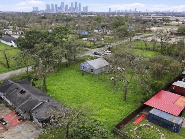 3515 Bain St, Houston, TX 77026 | MLS #97640