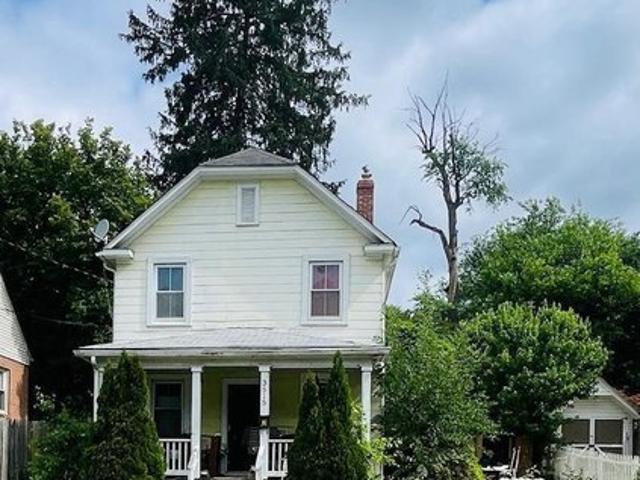 3515 Decatur Ave, Kensington, MD 20895