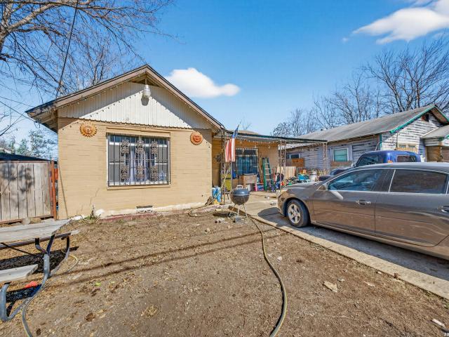 3515 El Paso St, San Antonio, TX 78207 | MLS #1938
