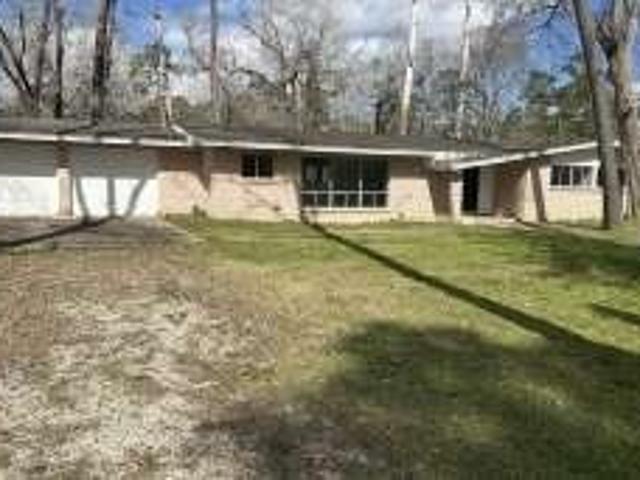 3515 Elm Dr, Dickinson, TX 77539