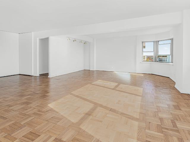 3515 Henry Hudson Parkway West, Bronx, NY
