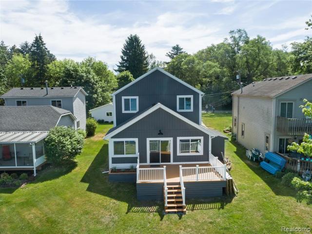 3515 Highland Boulevard