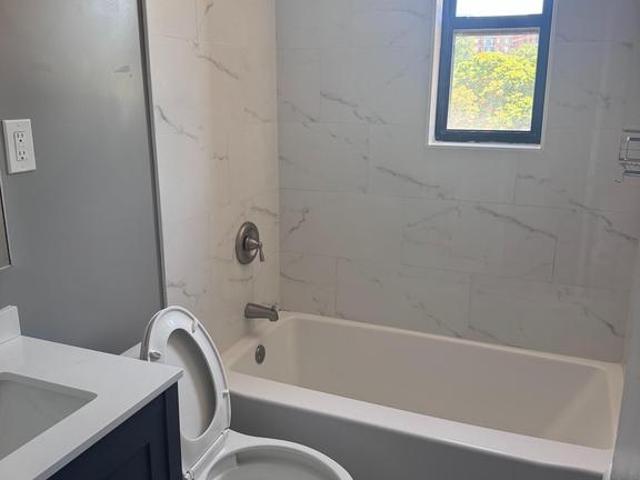 3515 Washington Boulevard # 201