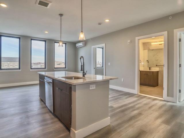 3516 John F Kennedy Blvd # 503