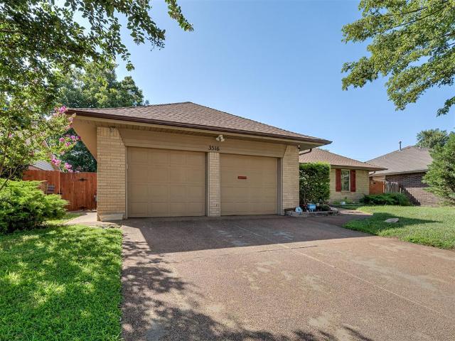 3516 Rolling Lane