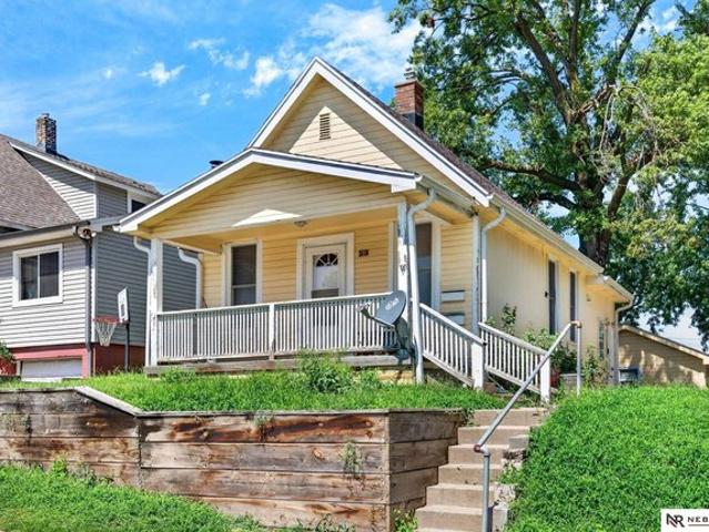 3516 X St, Omaha, NE 68107